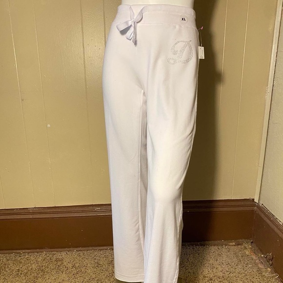 Pants & Jumpsuits | White Rinestone Yoga Pants | Poshmark